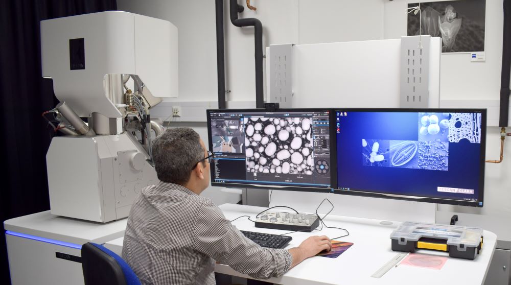 Electron Microscopy Suite